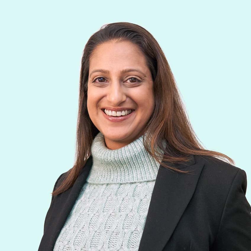 Meet Our Team - Visma Creditro